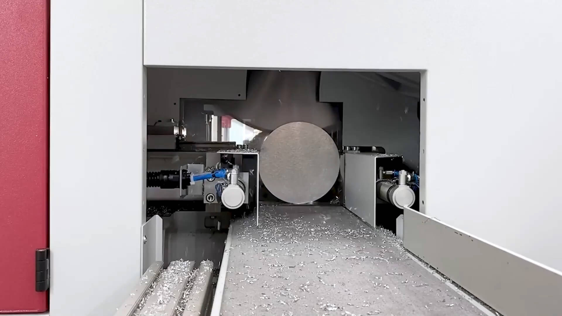 BEHRINGER bandsaws, circular saws, profile processing machines ...